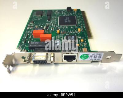 The 100 megabit token ring adapter is a networking device designed to ...