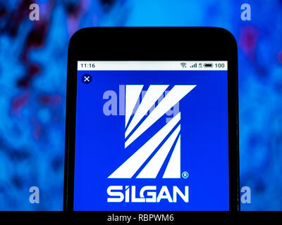 Silgan Holdings Company logo seen displayed on smart phone Stock Photo ...