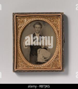 -Man Riving Wood with Froe and Club Stock Photo - Alamy