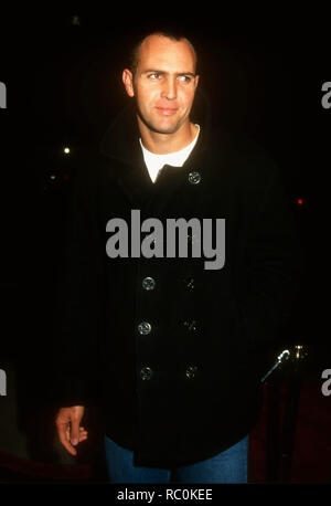 ARNOLD VOSLOO BLOOD DIAMOND PREMIERE GRAUMAN'S CHINESE THEATRE ...