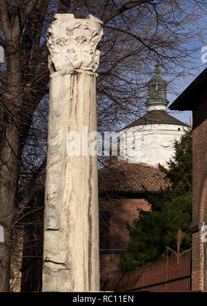 Basilica Sant'Ambrogio, Column of the Devil and the Temple of Victory ...