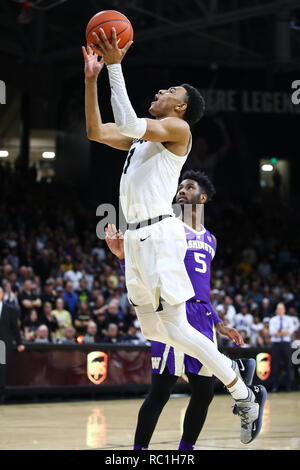 Colorado guard Tyler Bey (1) in the second half of an NCAA college ...