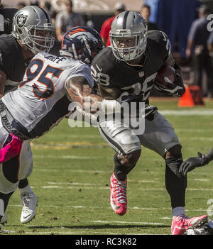 DENVER, CO - OCTOBER 8: Denver Broncos running back Samaje Perine (25 ...