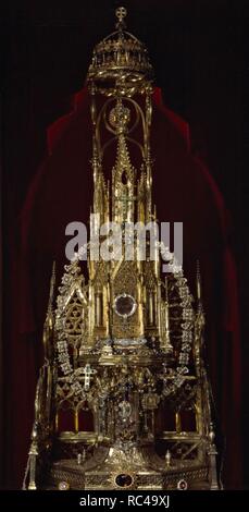 Processional monstrance made ??of silver and gold. It is a work of the ...