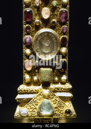 Cross of the Emperor Lothair II (835-869). 11th century. Gold and ...