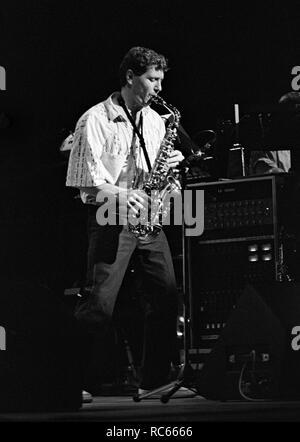 Jay Beckenstein, Spyrogyra, Royal Festival Hall, Southbank, London ...