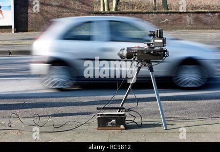 Police speed radar unit in police car Stock Photo - Alamy