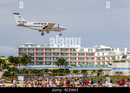 Trans Anguilla Airways, VP-AEW Britten-Norman BN-2B-21 Islander flying ...