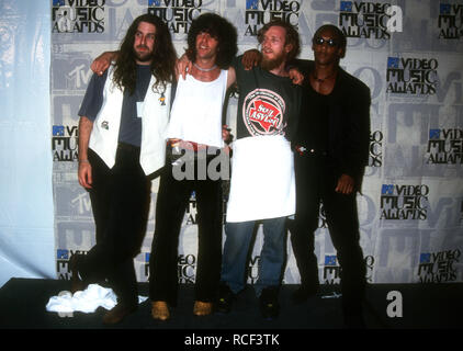 Eric Schenkman of the Spin Doctors attends The Friars Club Roast Honors ...