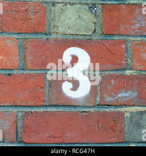House number 5 sign painted on wall Stock Photo - Alamy