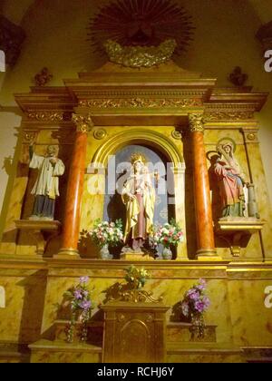 The interior of the Ex Colegiata de Santa María la Mayor in Alcañiz ...