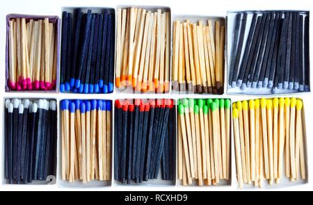 Matches, with different coloured match heads and sticks Stock Photo - Alamy