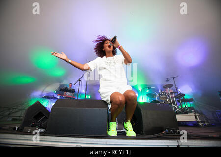 NENEH CHERRY Swedish singer in 1990 Stock Photo - Alamy