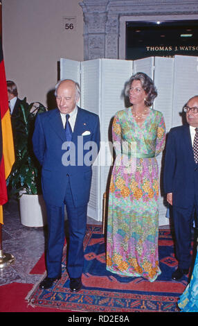 The wife of Federal president, Mildred Scheel, on the right, alongside ...