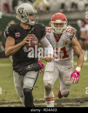 Kansas City Chiefs linebacker Frank Zombo moves into Scanlon Hall in St ...