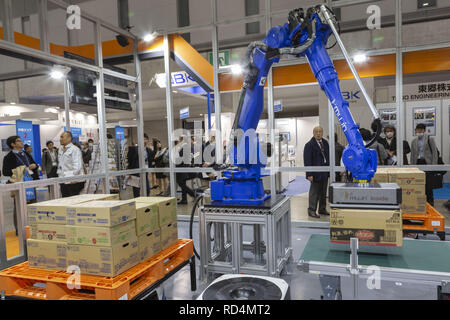Tokyo, Japan. 17th Jan, 2019. A Smart Factory Inspection Cell scans toys during the RoboDEX at ...