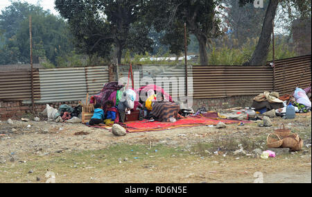 Lahore, Pakistan. 16th Jan, 2019. Pakistani government on one side ...