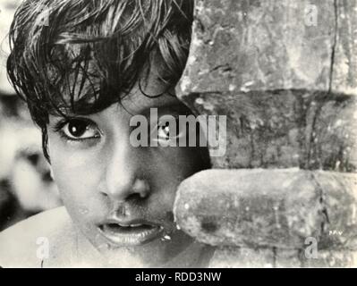 PATHER PANCHALI, Subir Banerjee, 1955 Stock Photo - Alamy
