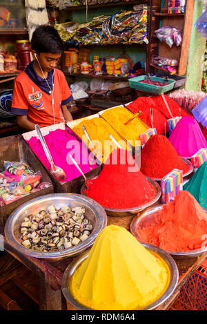 Tilaka and bindi coloured powder for sale, Krishnarajendra market ...