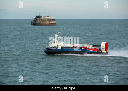 Hover Travel hovercraft, Ryde Harbour, Ryde, Isle of Wight, England ...
