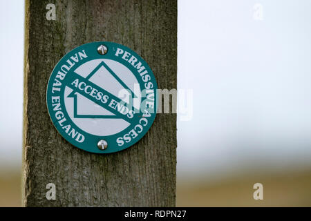 Natural England Permissive Access Ends Sign Stock Photo - Alamy