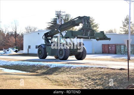 U.S. Army Rough Terrain Container Handler. RTCH Stock Photo - Alamy