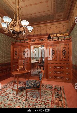 Architectural woodwork and paneling Stock Photo - Alamy