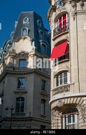 Paris street 2nd arrondissement Rue Tiquetonne - A typical Paris street ...
