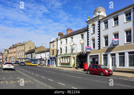 Shopping, Hexham town centre Stock Photo - Alamy