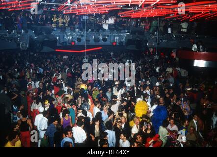 Studio 54 1978 Photo By John Barrett/PHOTOlink Stock Photo - Alamy