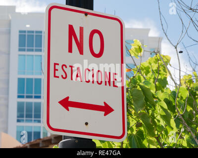 A no parking sign in spanish on a fence in Mexico Stock Photo: 21032149 ...