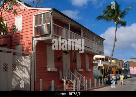 Old pink house in Nassau,Bahamas Stock Photo - Alamy