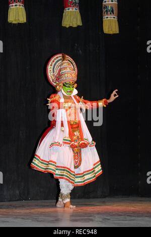 Dancer at a folk dance show Delhi India Stock Photo - Alamy