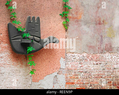 Open Hand sculpture by Le Corbusier at Capital Complex in Chandigarh ...