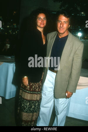 1993 Dustin Hoffman Lisa Hoffman wife Alexandra granddaughter John ...