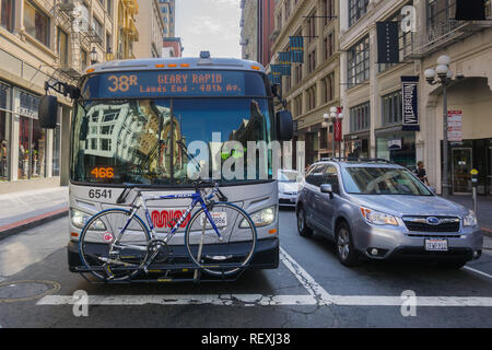 San Francisco MUNI bus stop North Point Street and Hyde Stock Photo - Alamy