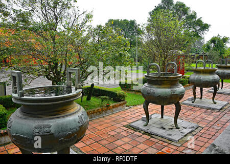 Dynastic urn in The To Mieu Temple in the Hue Imperial city, Hue ...
