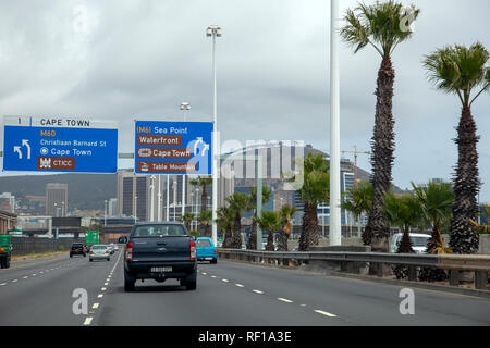 N1 Highway into Cape Town City - South Africa Stock Photo - Alamy