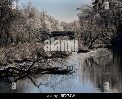 Haven Mill on the bank of River Freshney, Grimsby Town Centre, Grimsby ...