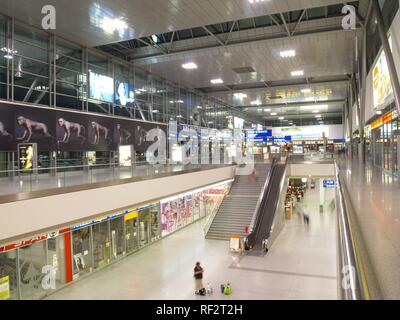 ÖBB Personenverkehr - Linz Hauptbahnhof Stock Photo - Alamy