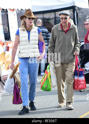 Allison Janney shops at the Farmers Market with her father Jervis ...