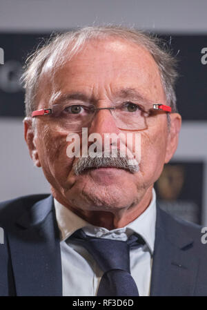 France head coach Jacques Brunel during the Guinness Six Nations match ...