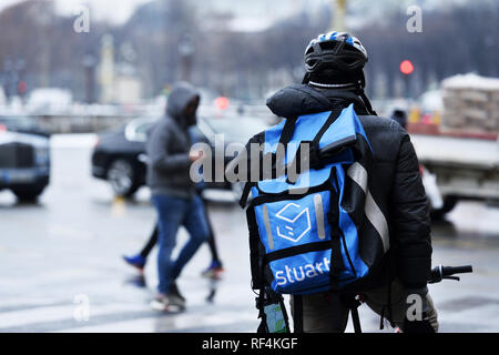 Stuart delivery service - Paris - France Stock Photo - Alamy