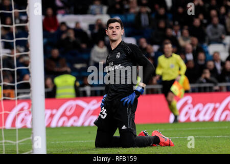 Real Madrid's goalkeeper Thibaut Courtois warms up prior to a Club ...