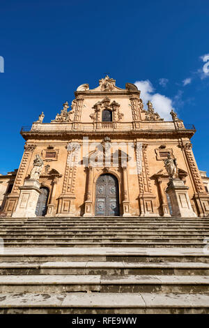 Chiesa di San Pietro, baroque church in the town of Modica, Sicily ...