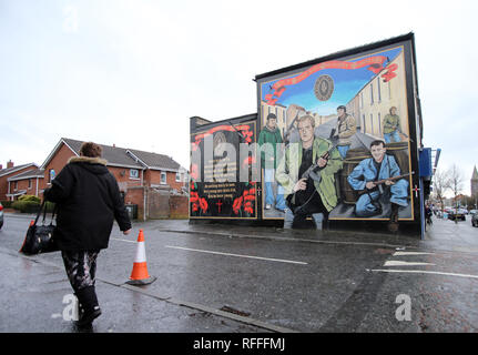 Peace walls and murals Belfast 2018. UVF mural which once showed gunmen ...