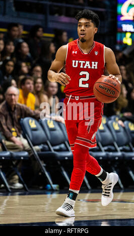 Jan 06 2019 Berkeley, CA U.S.A. USC guard Minyon Moore (3) drives to ...