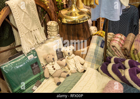 Aran wool store shop selling warm aran clothing, Edinburgh,Scotland ...