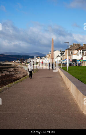 Helensburgh beach and promenade, Scotland Stock Photo - Alamy