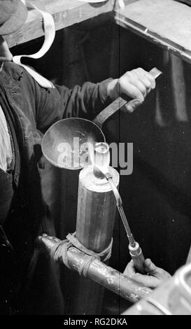 1937 Callender Cables laying High Voltage test cable at KEMA test ...